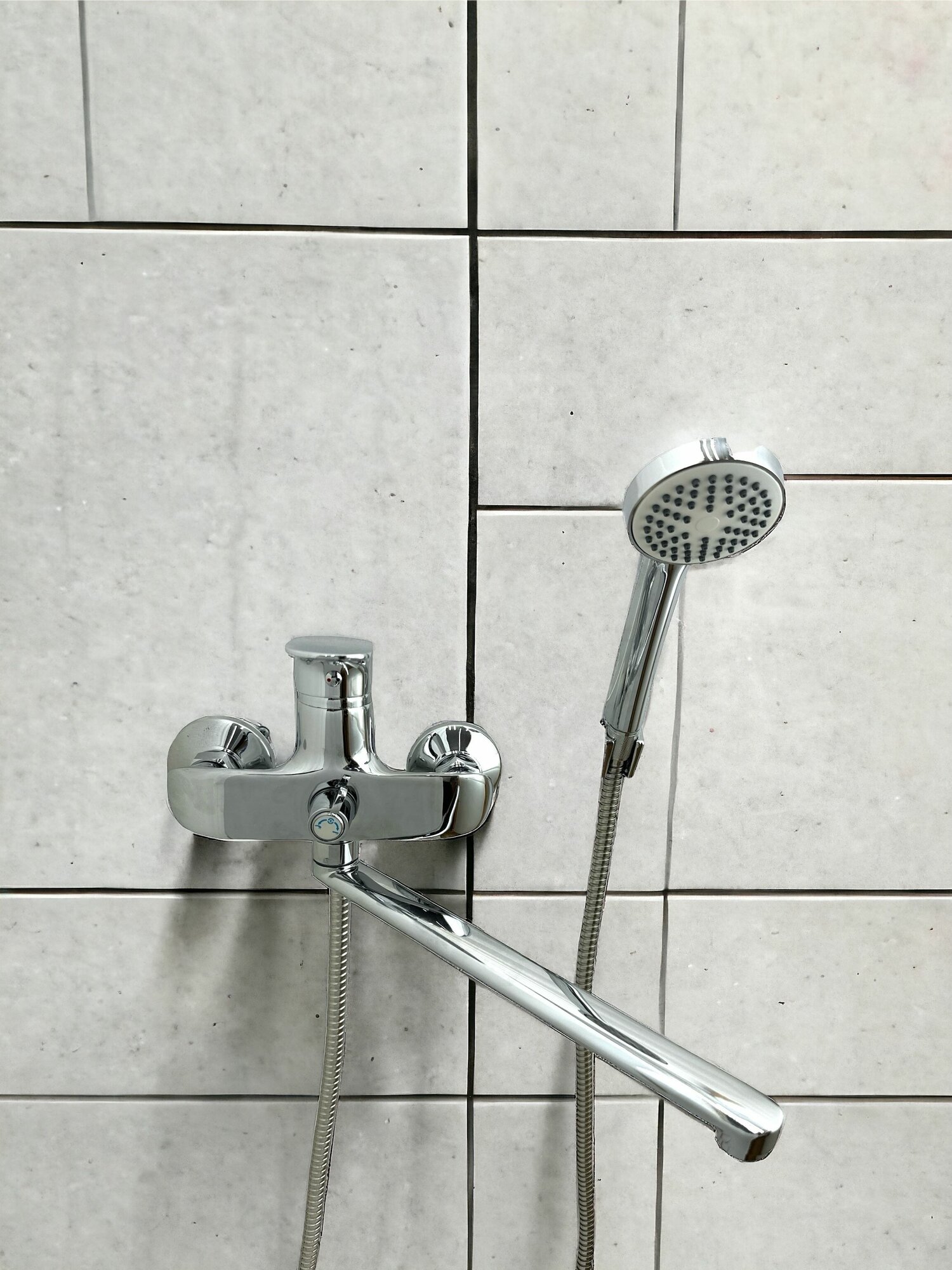 Смеситель для ванны с поворотным длинным изливом 30 см Rainsberg R0723F, хром, однорычажный, керамический картридж