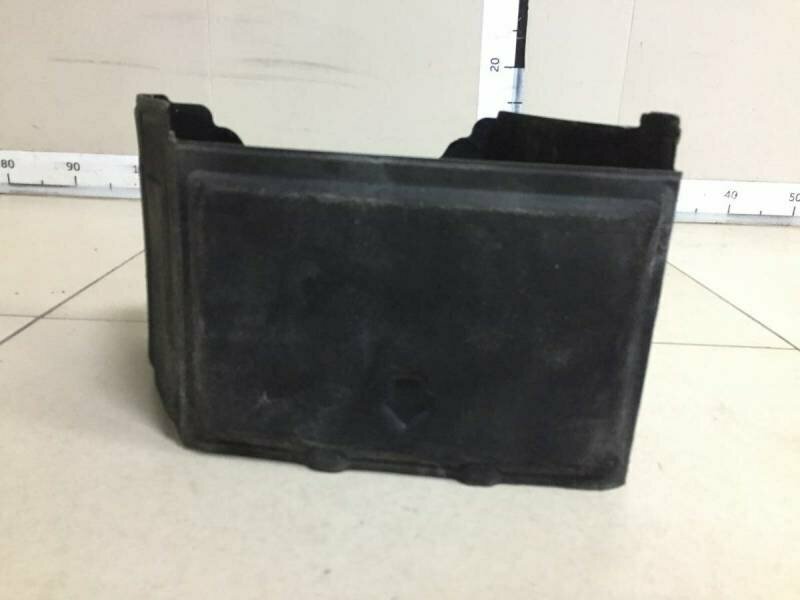 Крепление АКБ корпус / подставка Kia Rio 3 UB 2011-2017 кат.номер: 371121J690