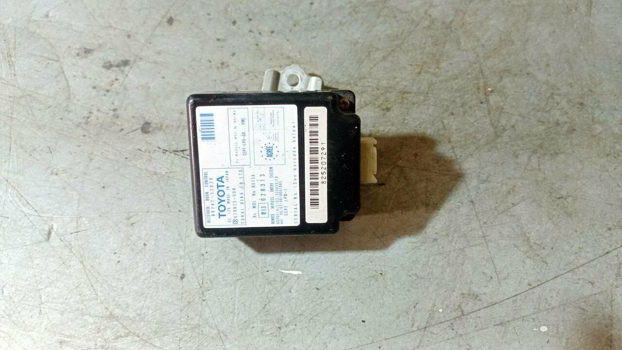 Блок управления центральным замком Toyota Yaris 619825000