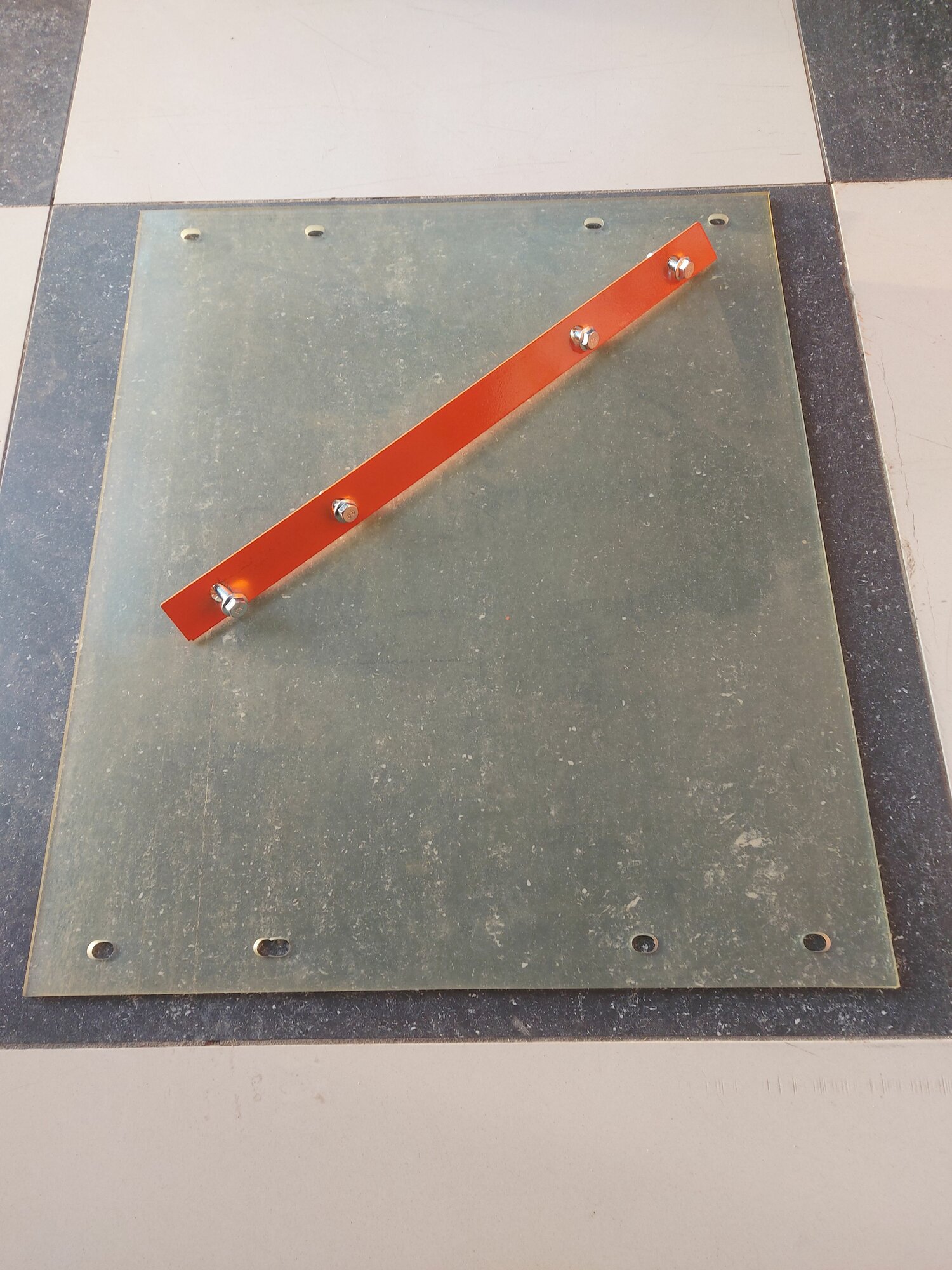 Коврик демпфирующий для виброплиты 560*480