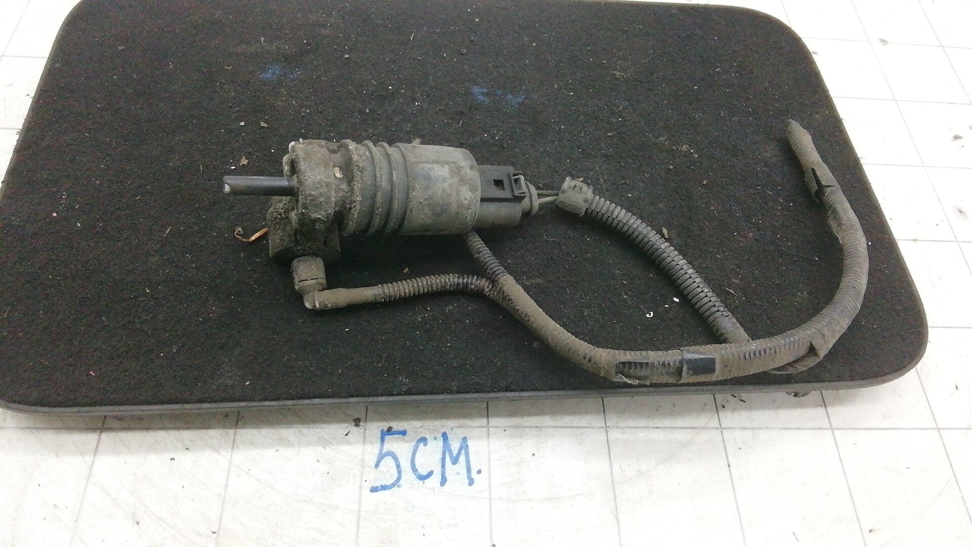 Моторчик омывателя фар VOLKSWAGEN CADDY 3