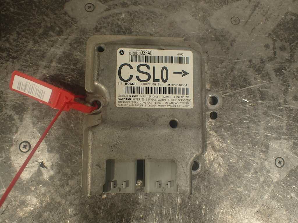 Блок управления Air Bag Chrysler Pacifica 1 04606933AC арт. 361841
