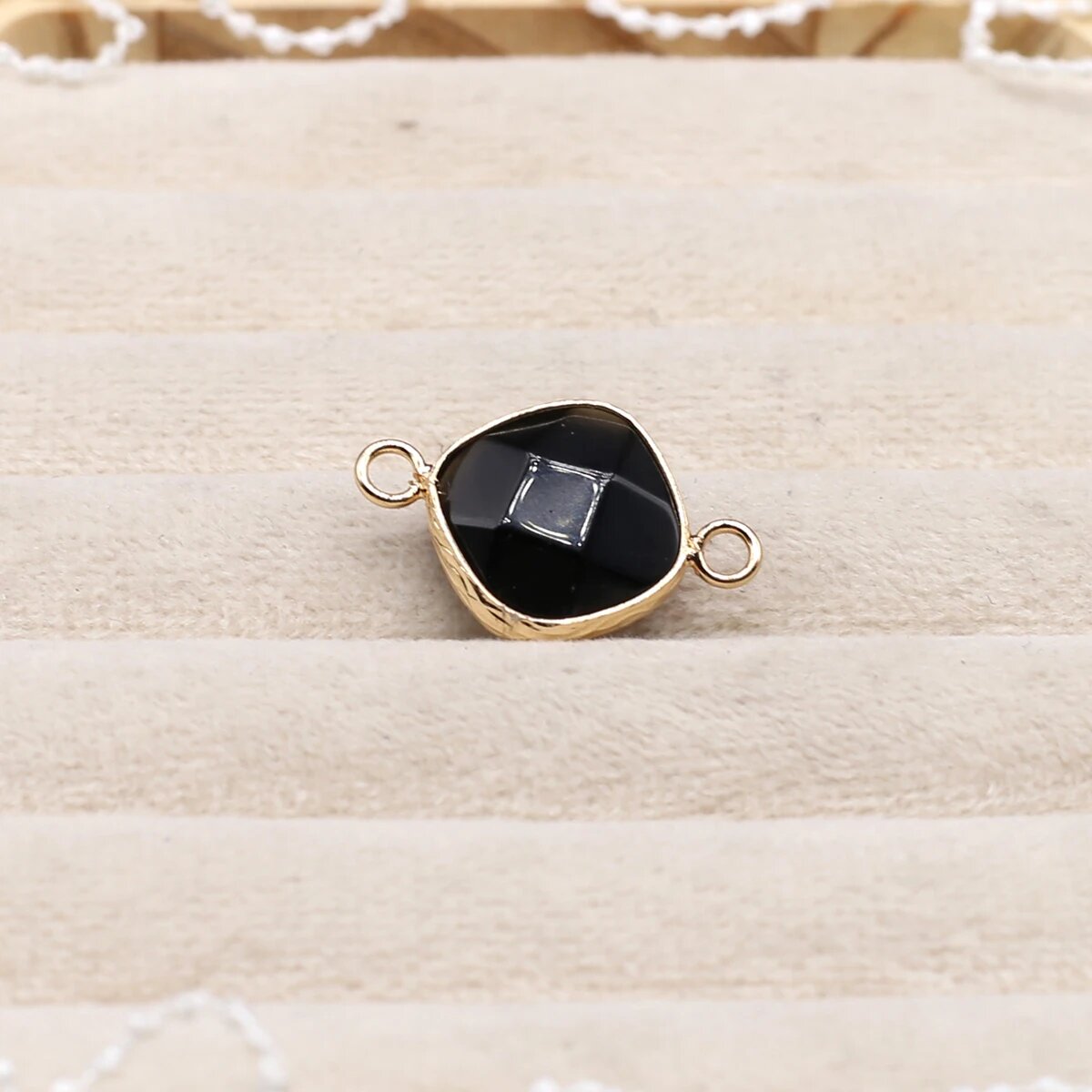 Набор из 5 подвесок «тигровый глаз» с натуральным камнем Черный, Black Agate