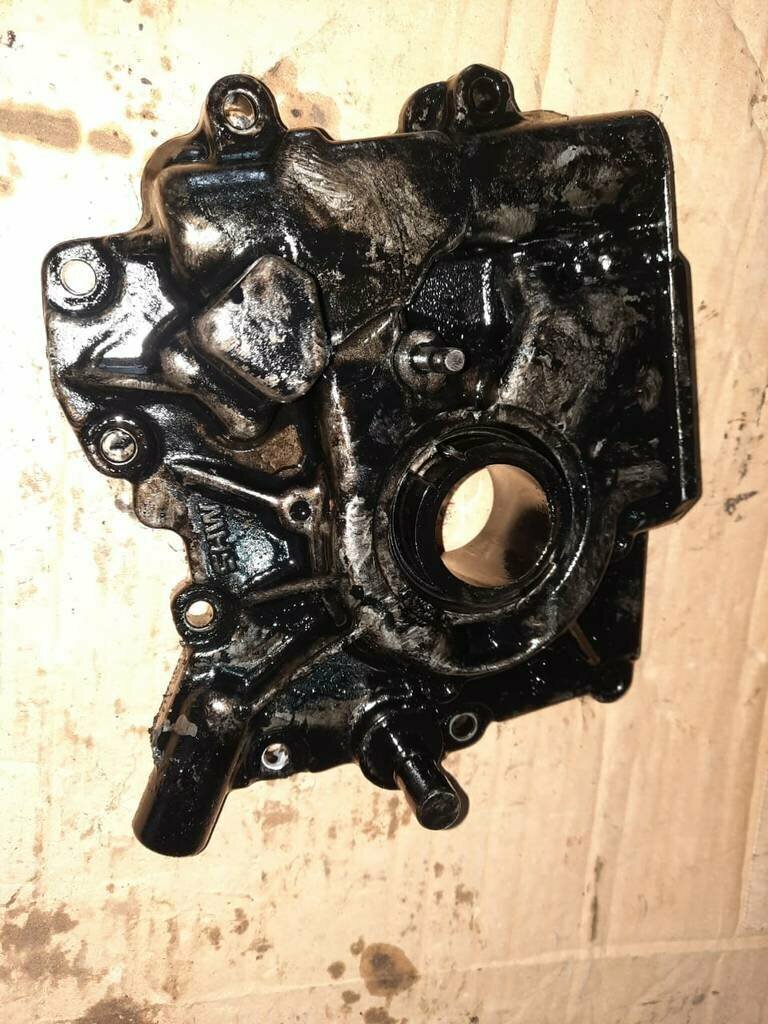 Масляный насос BMW 5 E39 1999