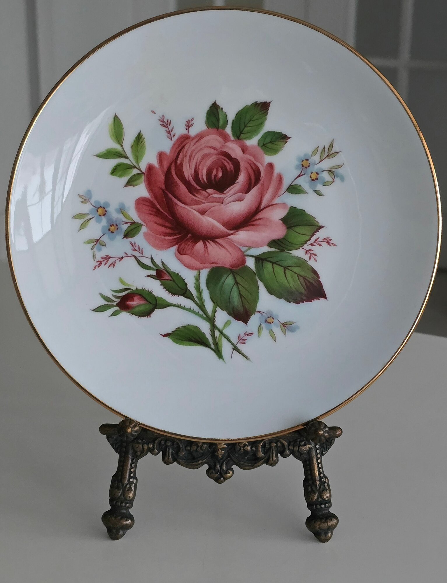 Винтажная тарелка