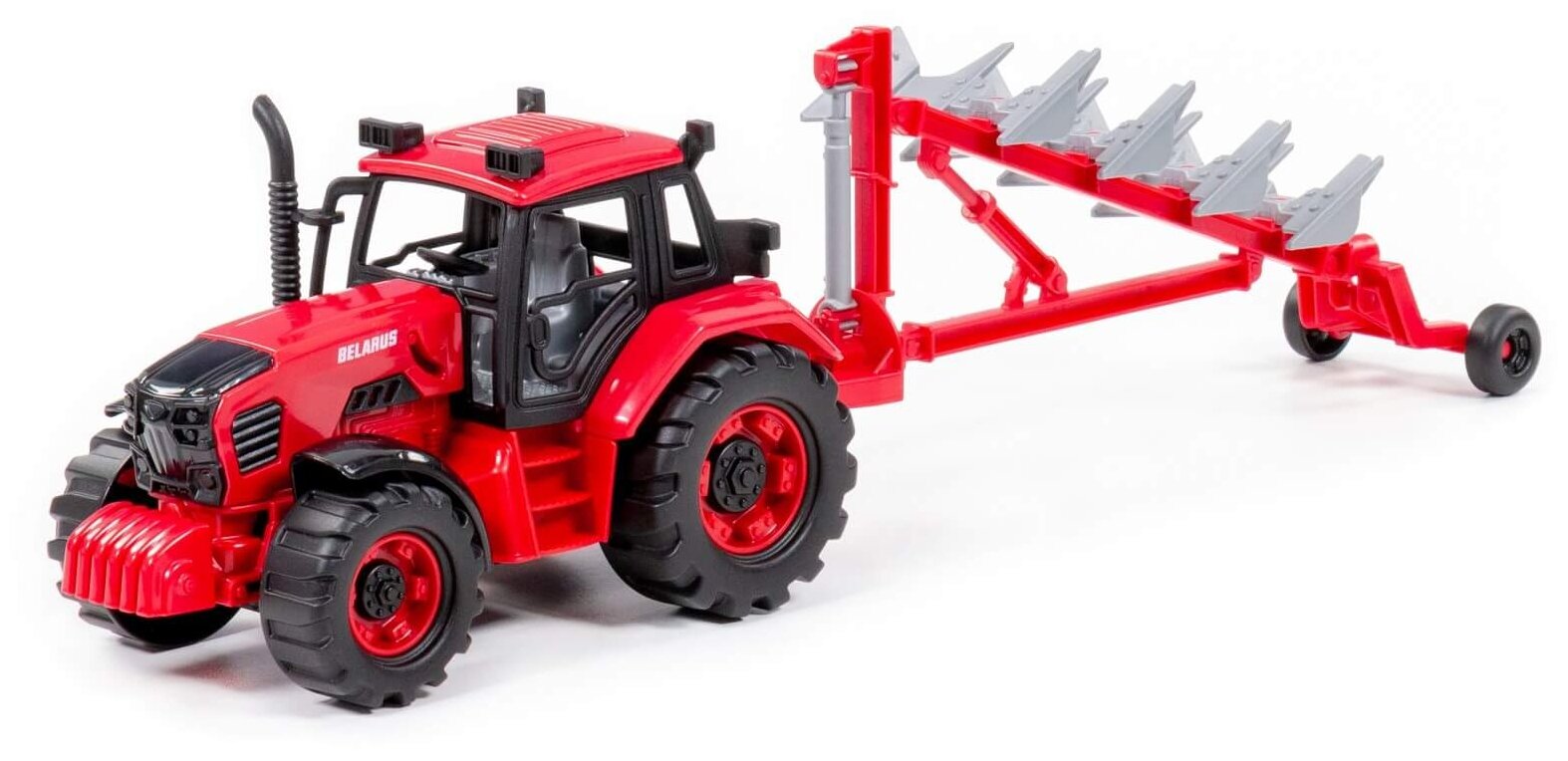 Трактор Belarus с плугом 91338