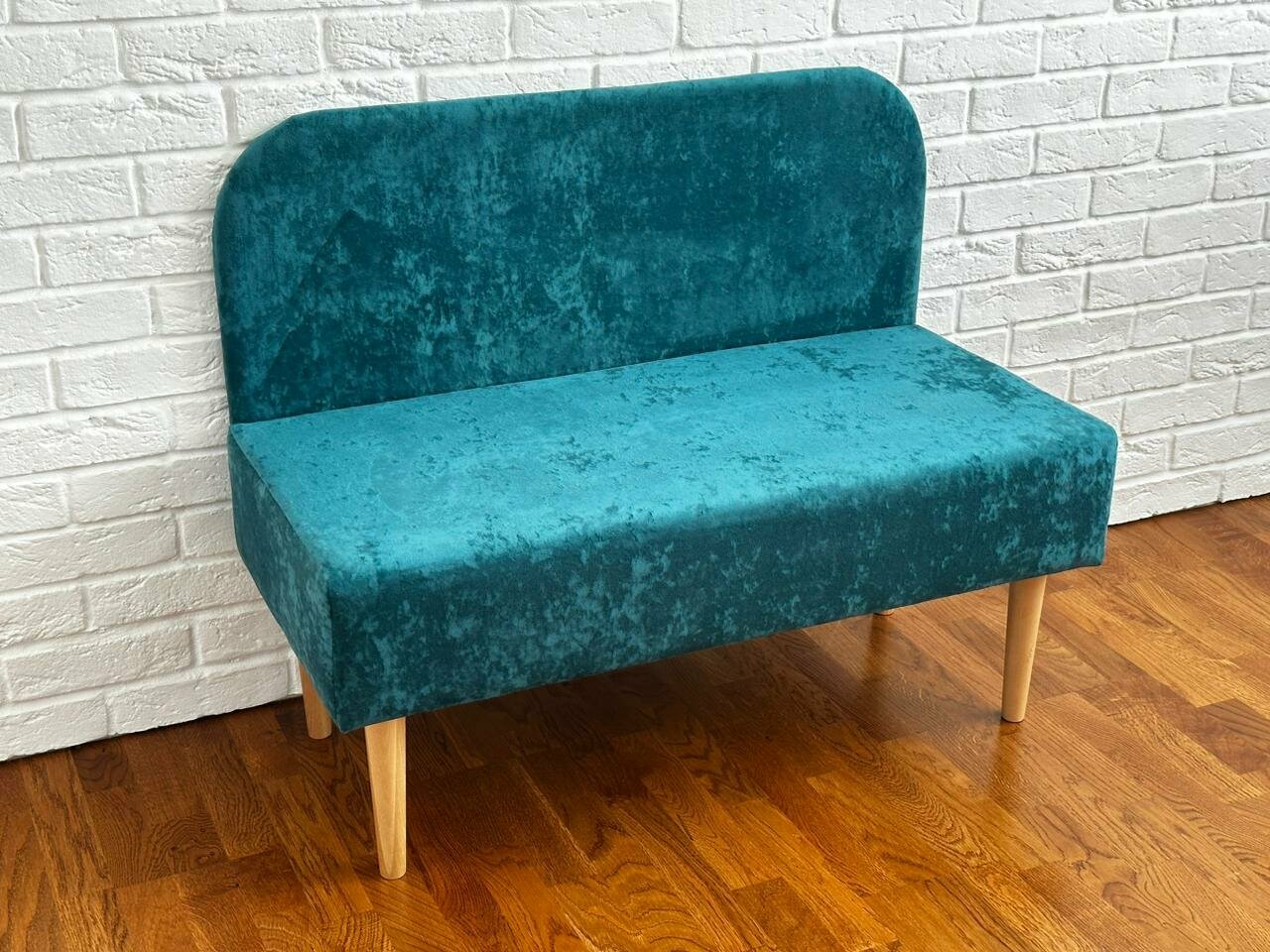 Диван MF-SOFA "Маленький", прямой, антивандальный, обивка велюр, ширина 100см