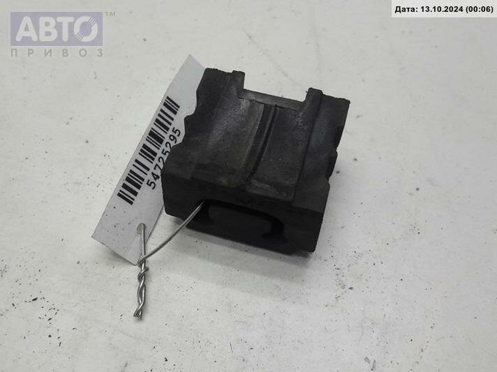 Кронштейн радиатора Volkswagen Passat B5+ (GP)