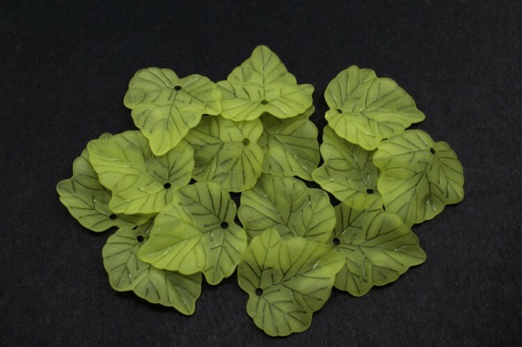 Бусины акриловые Лист 24х23х3мм, отверстие 1мм, цвет светло-зеленый матовый, 540-310, 10г (около 25шт)