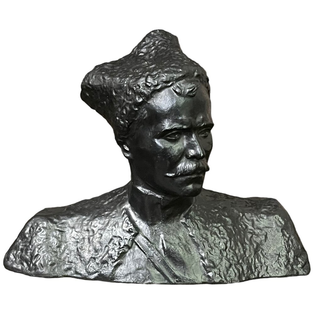 Силуминовый бюст "В. И. Чапаев" 1970-1980 гг. Автор Г. Е. Арапов, СССР (2)