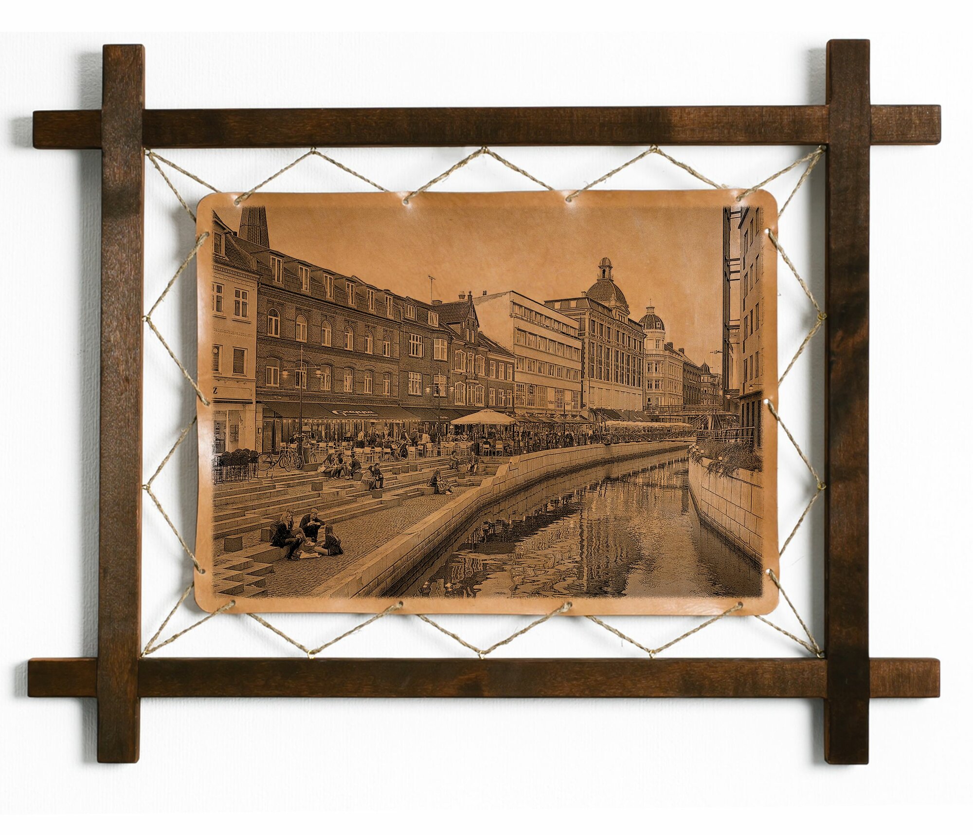 Картина интерьерная, натуральная кожа, "Старый город в Орхусе" (Дания), в деревянной раме, BoomGift