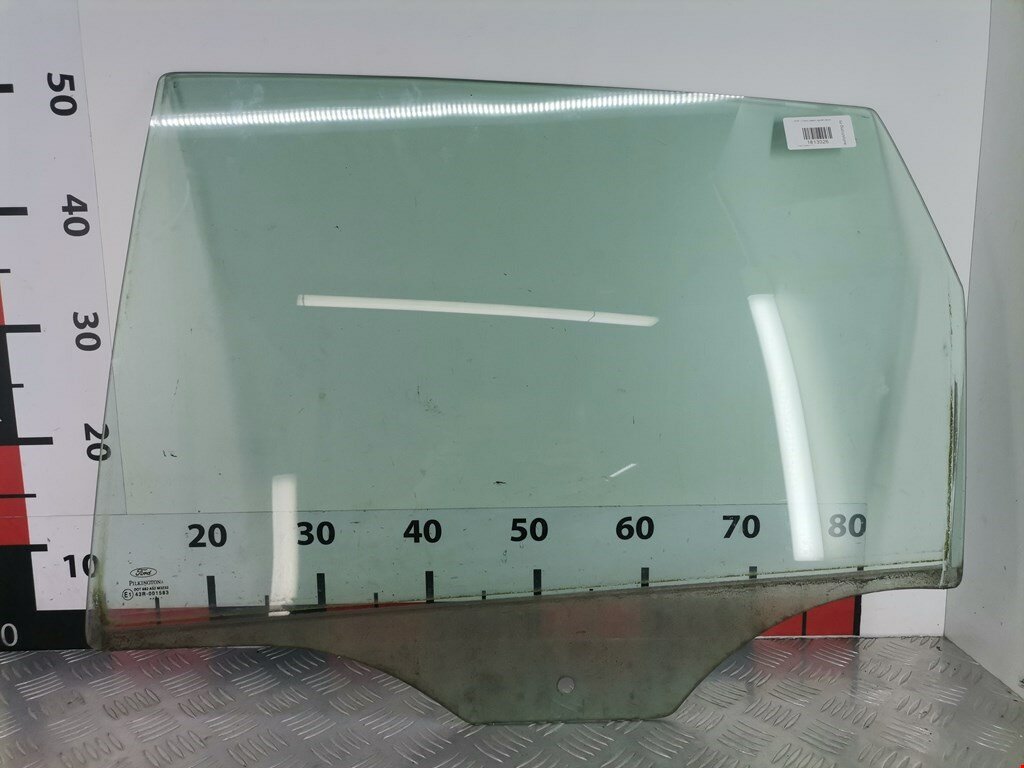 Стекло двери задней левой Ford Fiesta 5 1207450 арт. 1813026