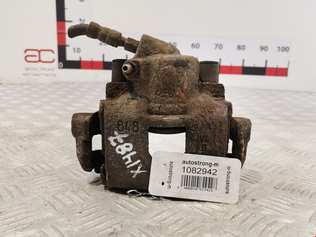 Суппорт передний правый Mazda 121 1E0333980 арт. 1082942
