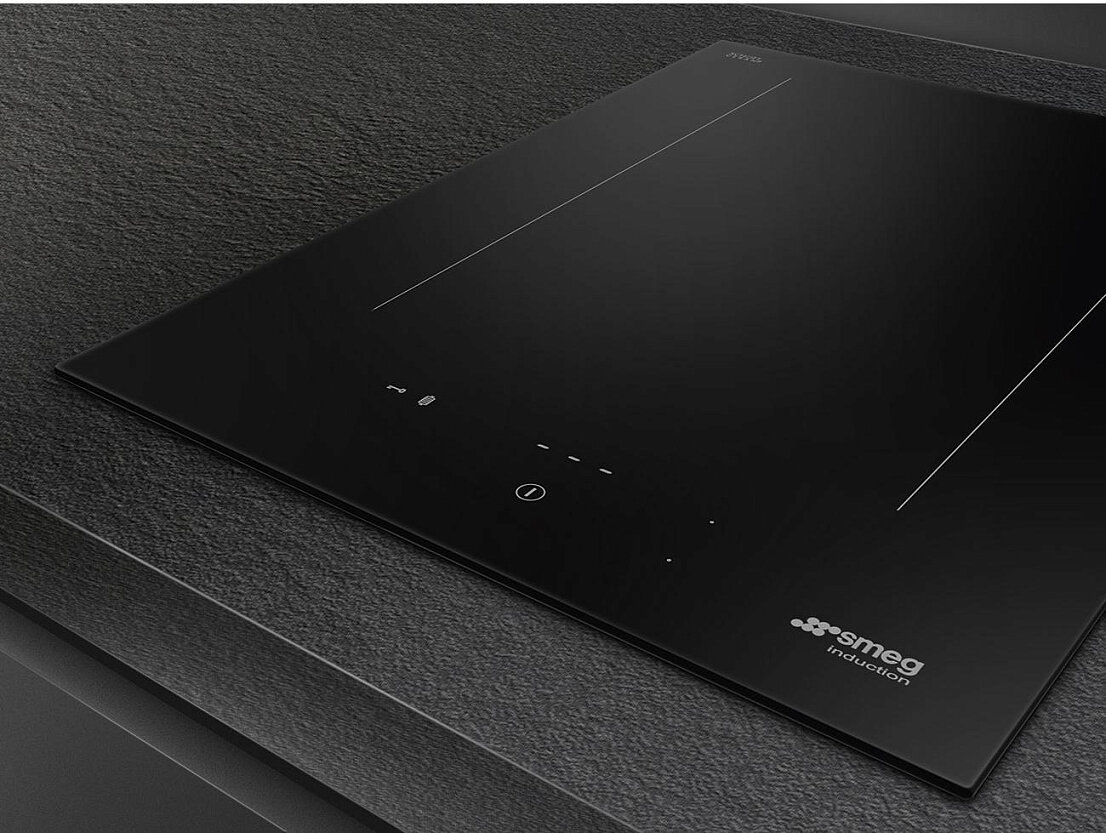 Индукционная варочная панель Smeg SIM3323D, ширина 38 см, объединение конфорок MultiZone — фото 1