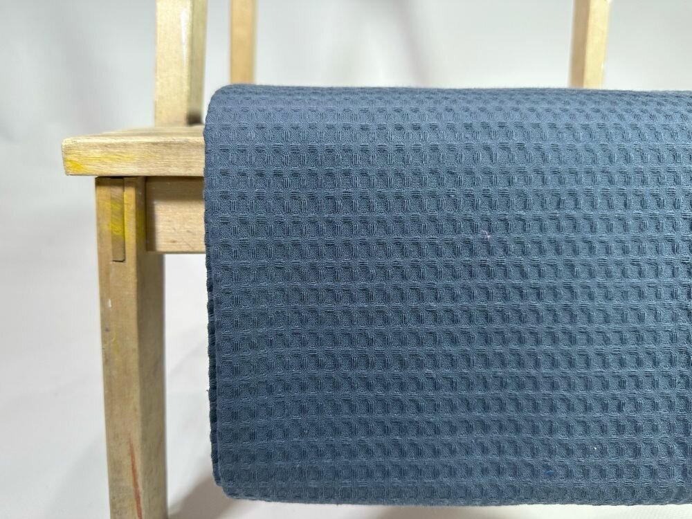 Вафельное полотенце 100% хлопок 100х150 серый графитовый цвет с петелькой для ванной и бани