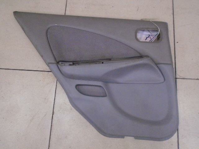 Обшивка двери задней левой от Nissan Almera N16 2000-2006