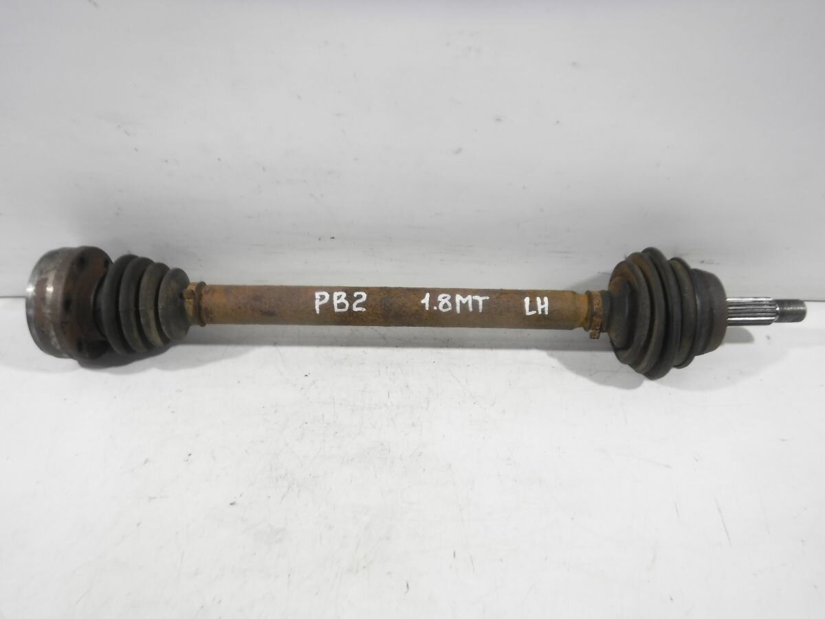 Полуось передняя левая Volkswagen Passat B2 (1980—1988)