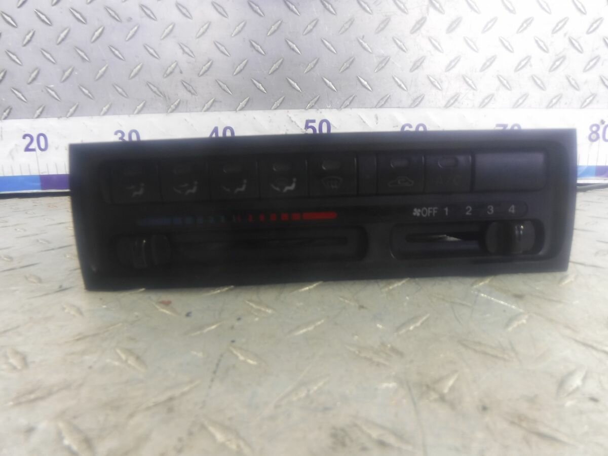 Блок управления отопителем Mazda 323 BA (1994—2000) BG2M61190