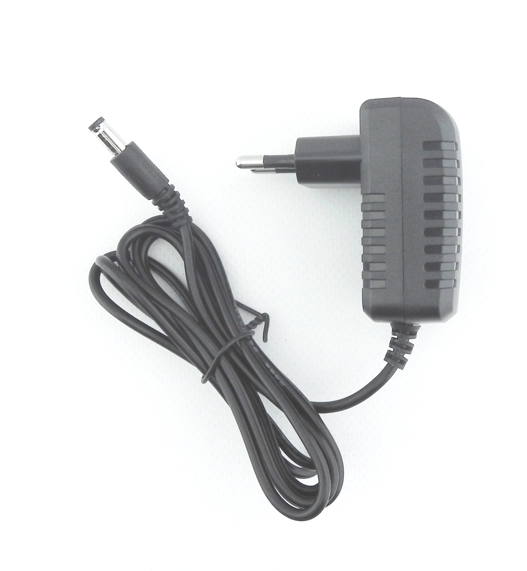 Универсальный блок питания 9V 0.6A 6W 5.5*2.1 прямой штекер (long) 1,5м