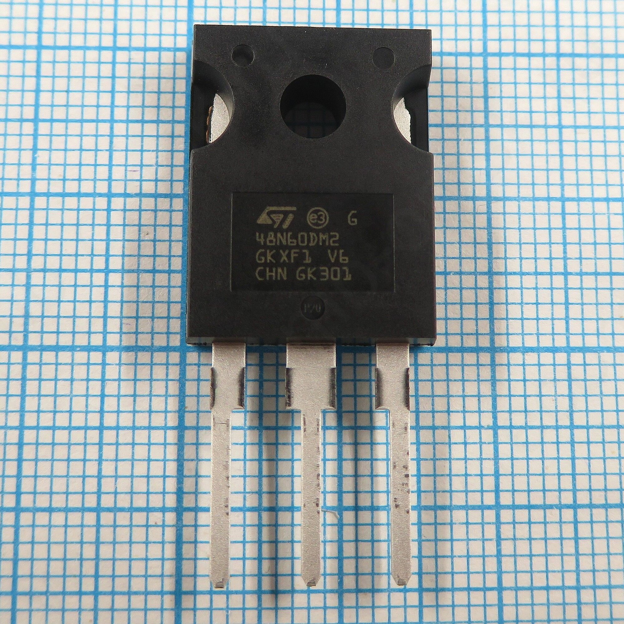 48N60DM2 600V 40A 0,065 TO-247 - N-канальный транзистор