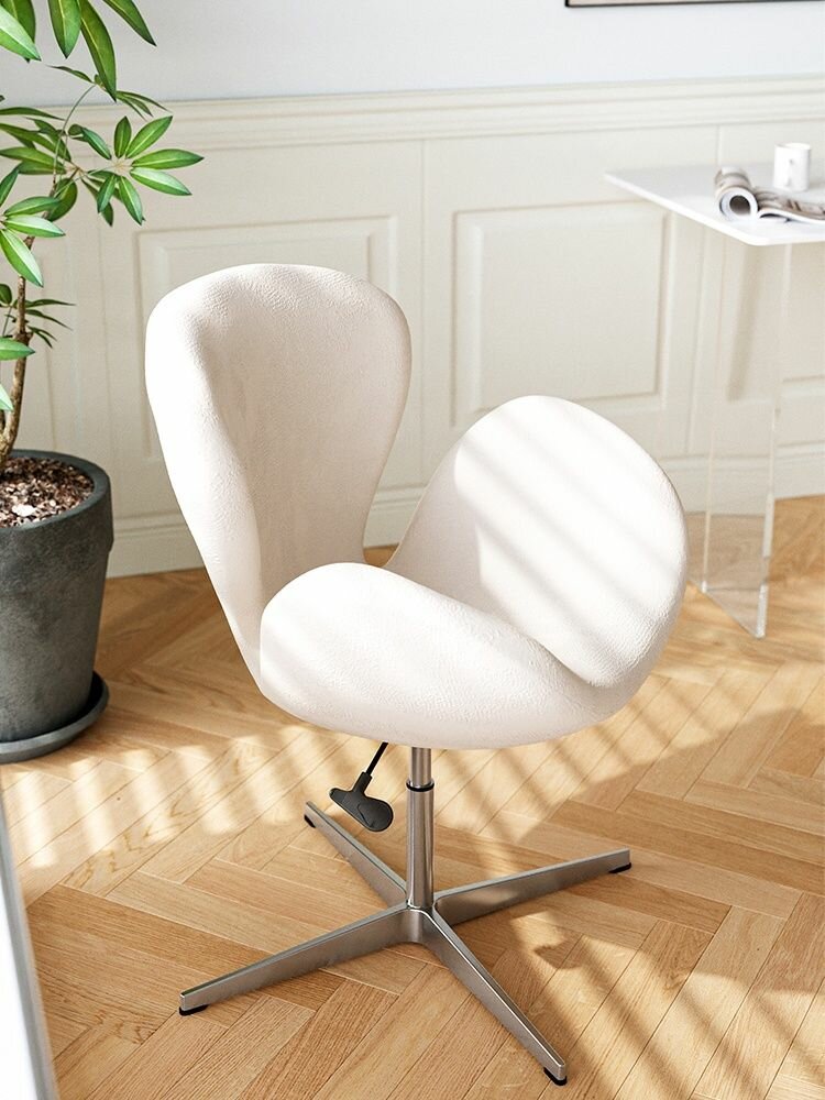 Офисное кресло