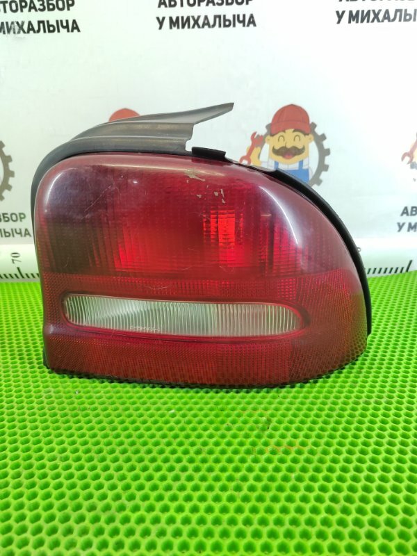 Фонарь задний правый Dodge Neon ES 1994-1999 5261862