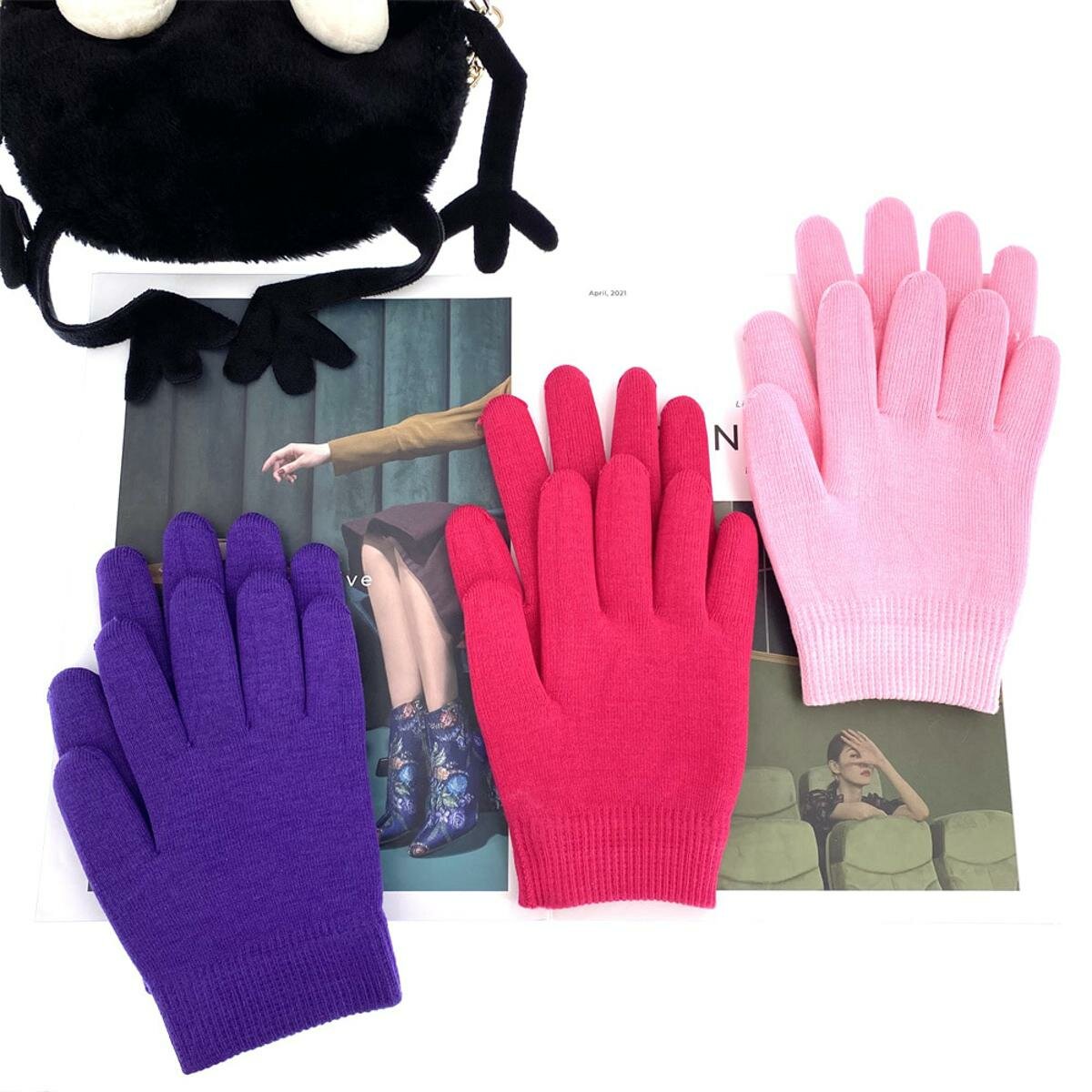 Комплект многоразовых СПА гелевых носков или перчаток увлажняющих отбеливающих отшелушивающих бархатных гладких косметических силиконовых носков для рук и ног