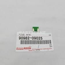 Предохранитель 30A Toyota 9098209025