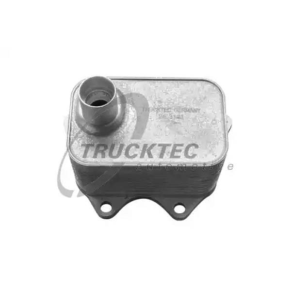 TRUCKTEC 07.18.030 радиатор масляный\ Audi (Ауди) a3 / a4 / a5 / a6 / q3 1.8 / 2.0 tsi 04