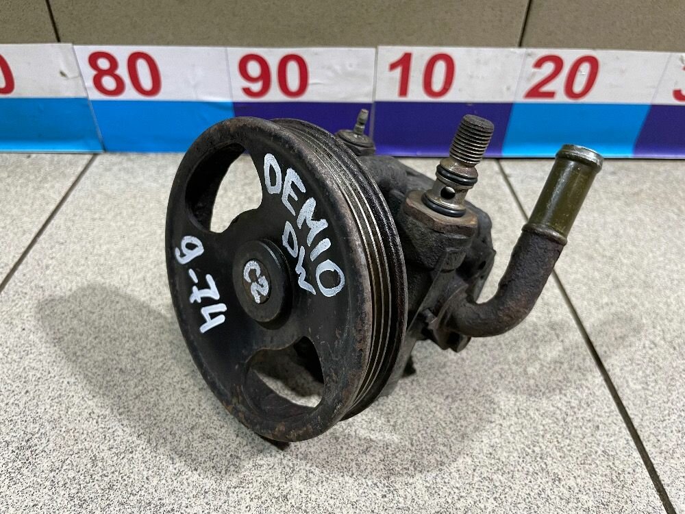 Насос гидроусилителя Mazda Demio DW D20132650C