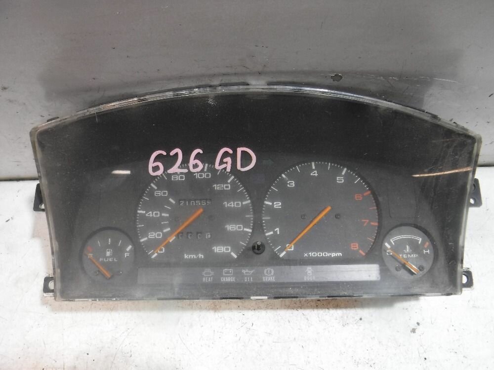 Панель приборов Mazda 626 GD