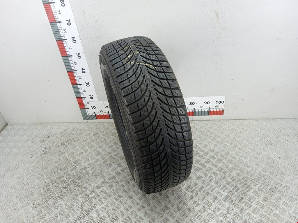 Шины Audi Q5 FY 235/65R17 арт. 2213983