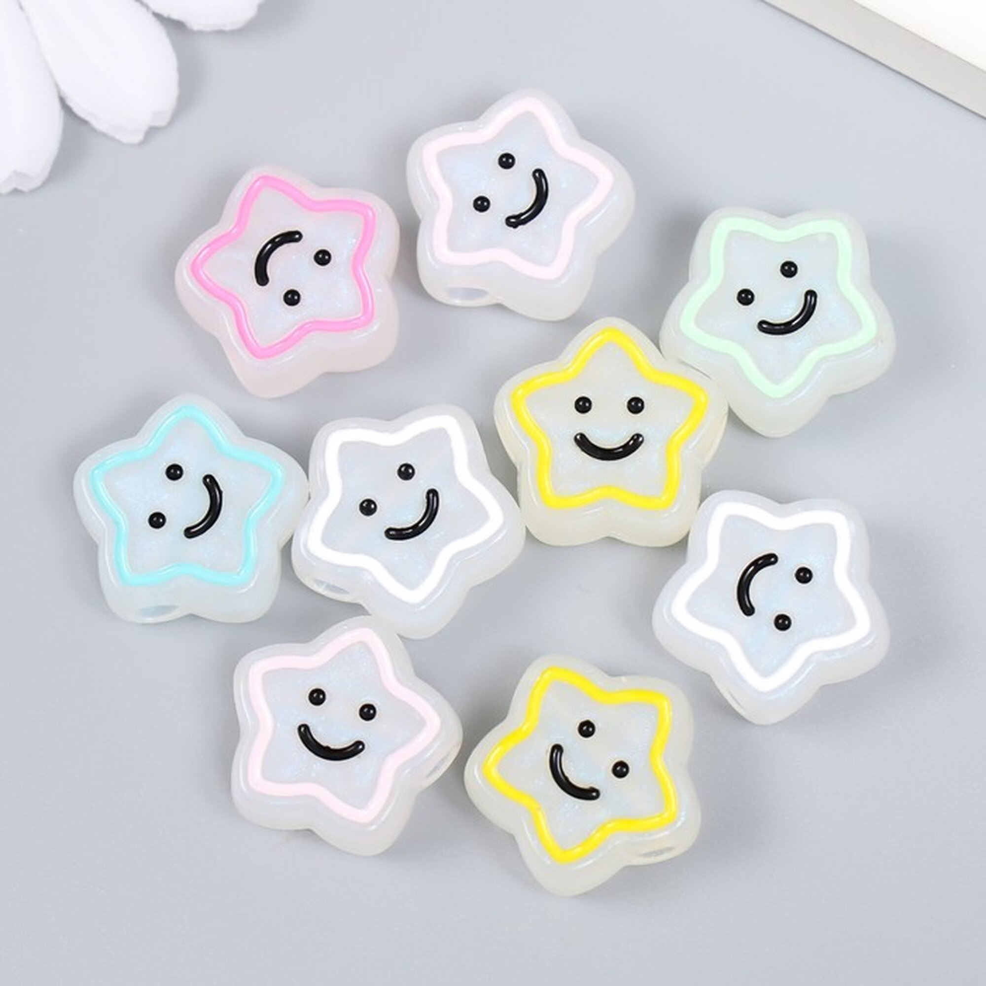 Бусина пластик "Весёлая звёздочка с контуром" фосфорная микс 1,9х1,9х0,8 см