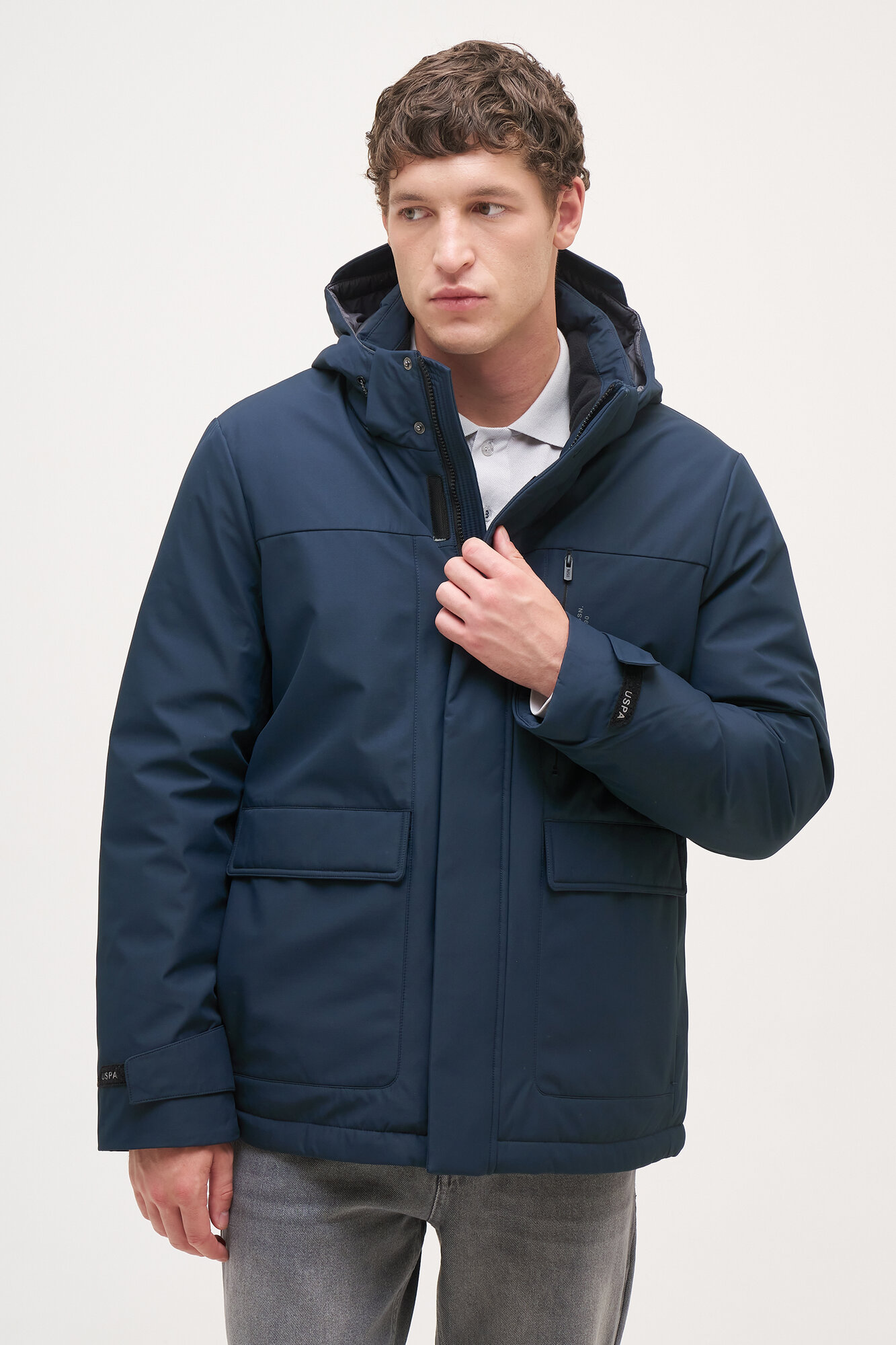 Куртка спортивная