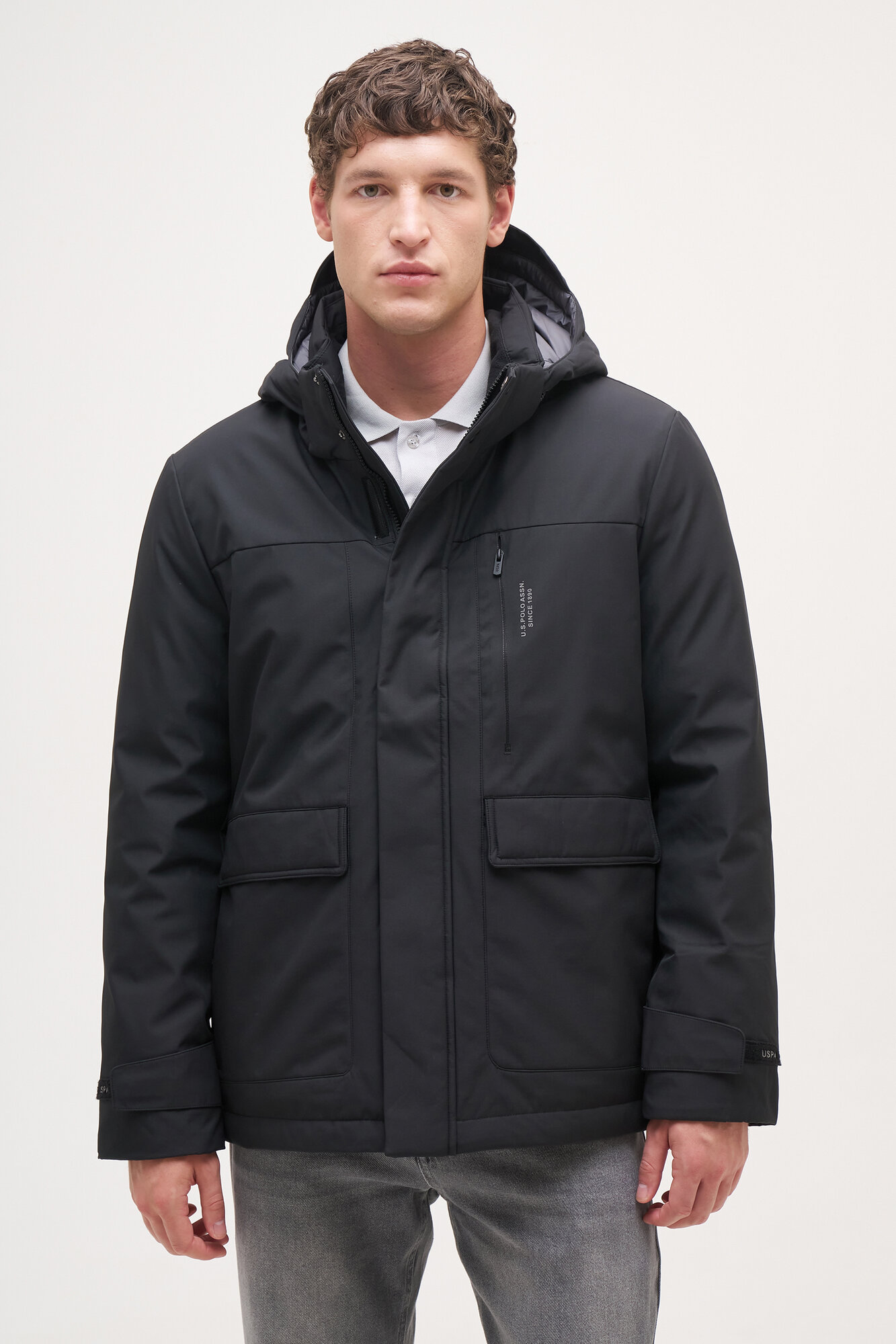 Куртка спортивная