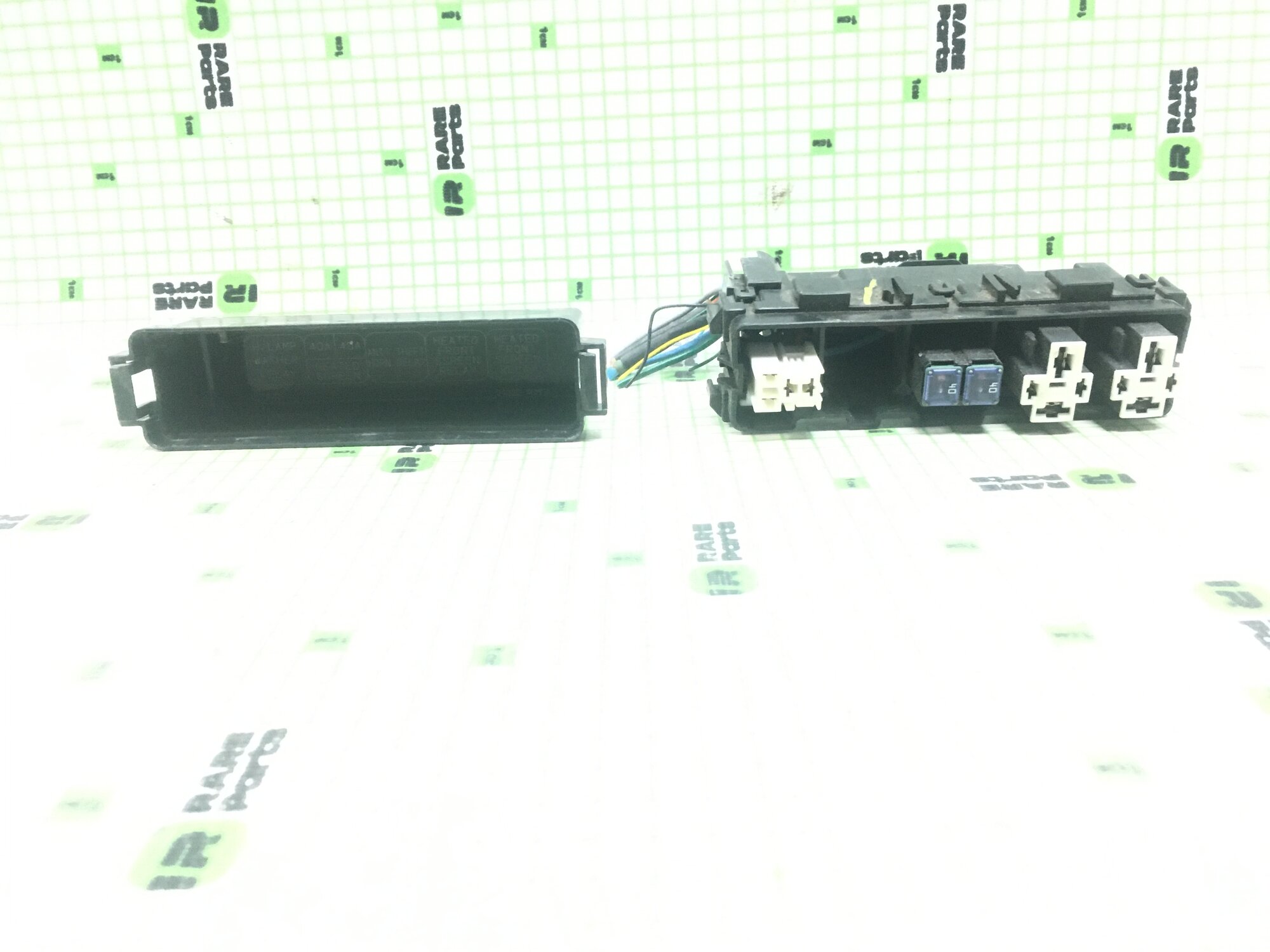 Блок предохранителей подкапотный Nissan Qashqai