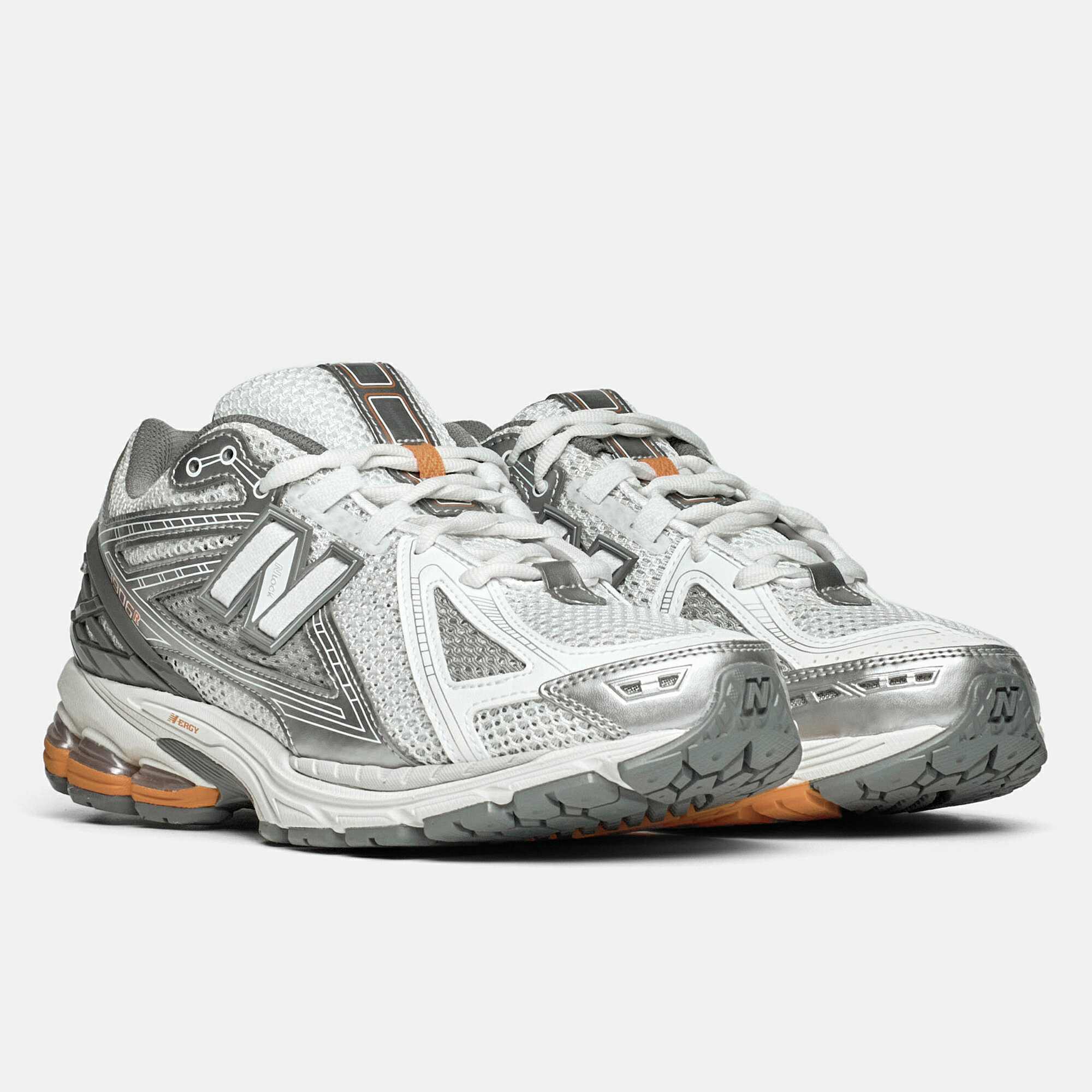 Кроссовки 1906R