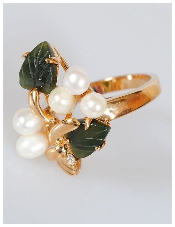 Кольцо, жемчуг культивированный, нефрит