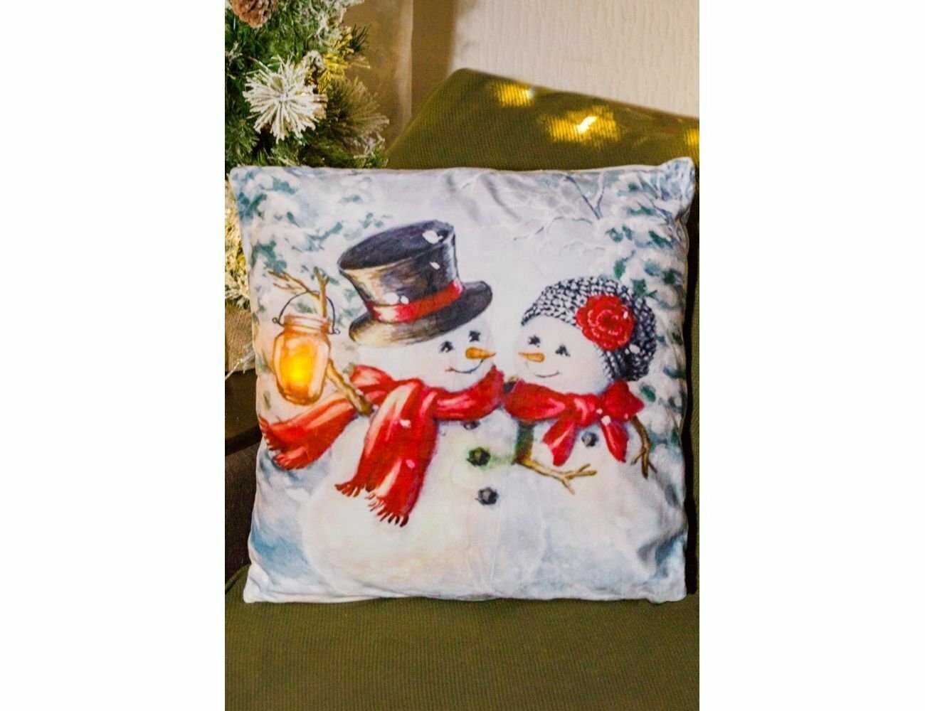 Светящаяся подушка влюблённые снеговички, 1 тёплый белый LED-огонь, 45х45 см, батарейки, Peha Magic CU-10420