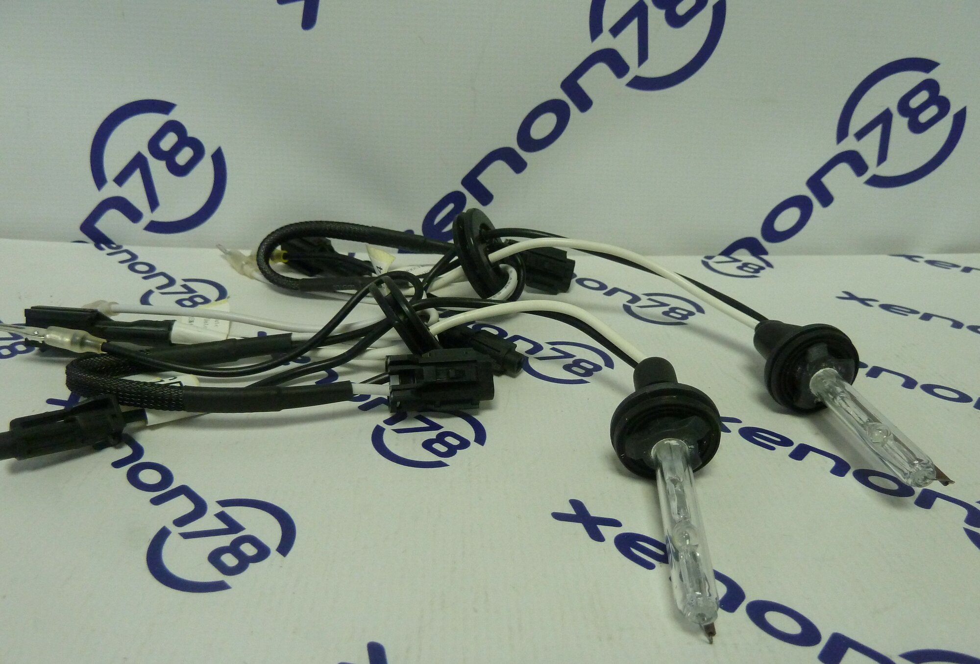 Ксеноновые лампы H27 Klunger 4300K 35W (керамика, тепло-белый свет) - 2 шт.