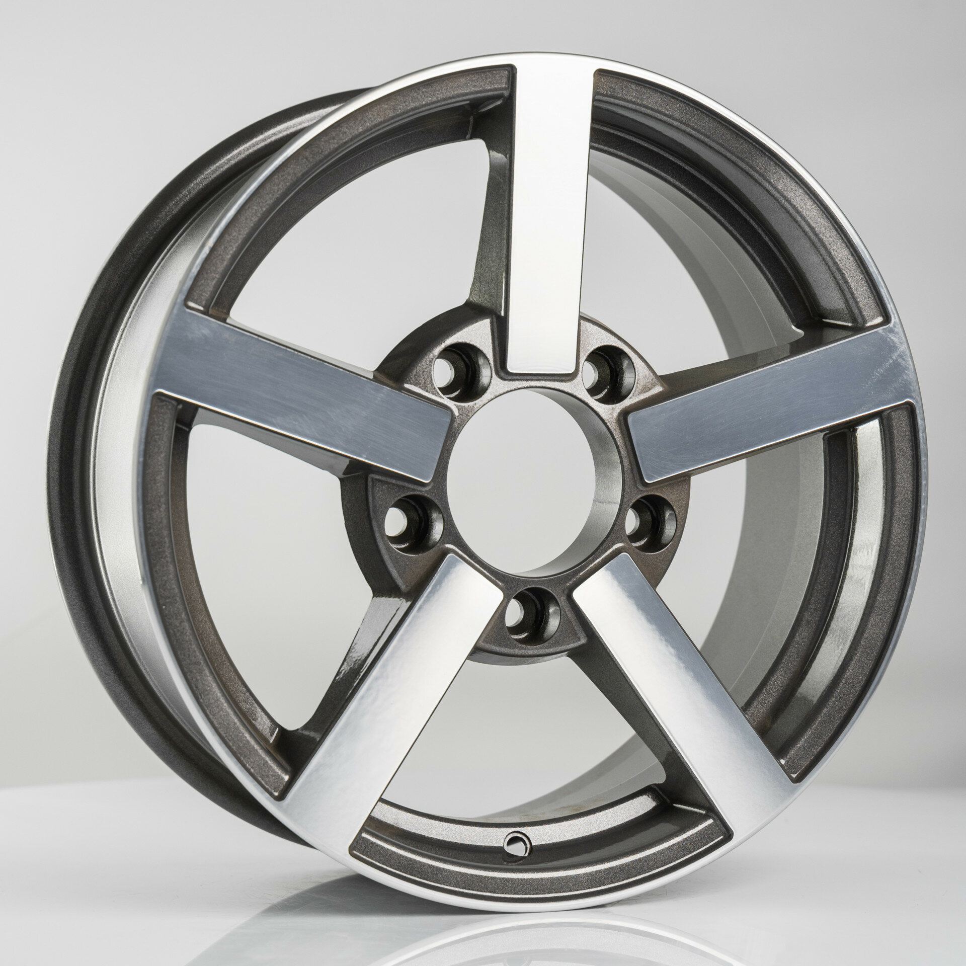 Cross Street CR-25 6,5x16 5x139,7 ET 35 Dia 98,6 (gmf)