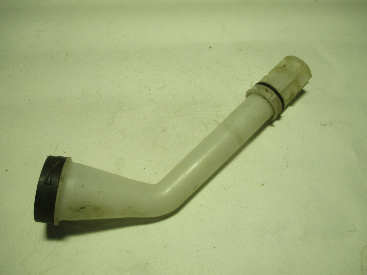 Горловина бачка омывателя 95951698 Шевроле Спарк М300