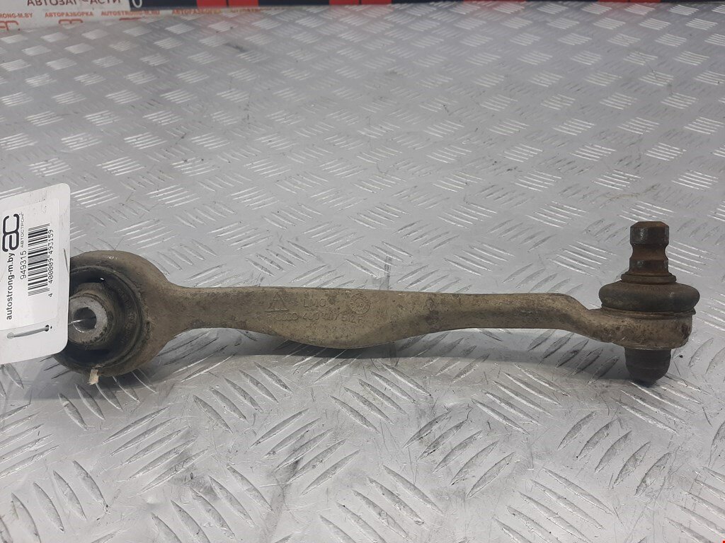 Рычаг передний правый Volkswagen Passat 5 4D0407510J арт. 949315