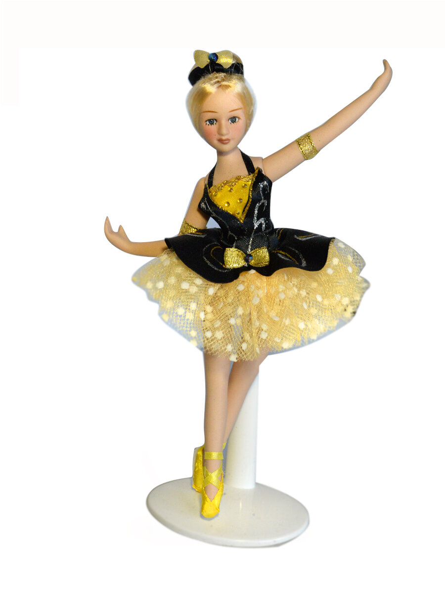 Кукла коллекционная керамическая балерина в красном