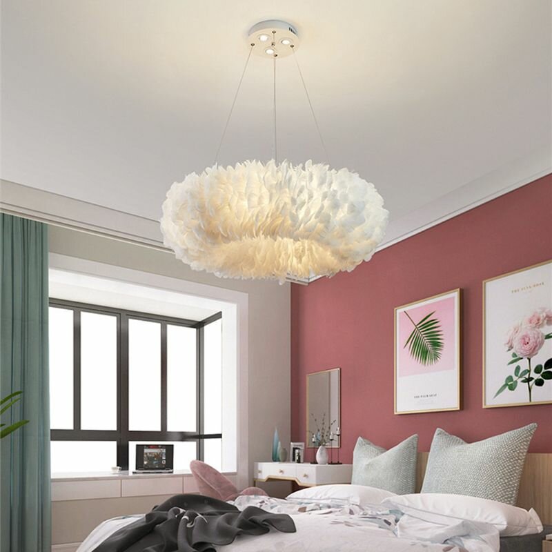 Современная креативная потолочная люстра с перьями