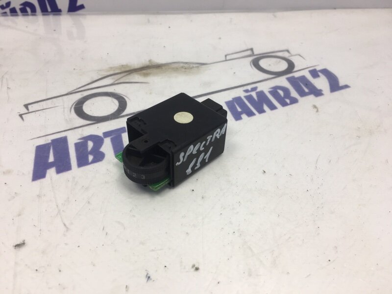 Б/У кнопка регулировки фар Kia Spectra 2006 SD S6D 16422 Hyundai-KIA арт. 0K2N266600
