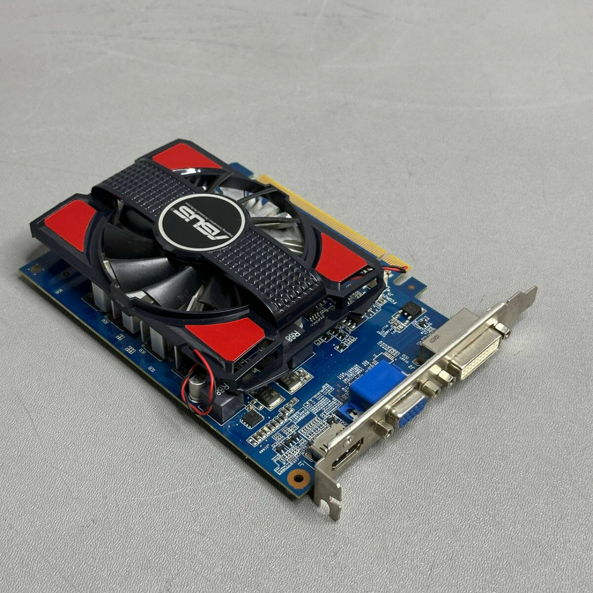 Видеокарта ASUS GeForce GT 630 700Mhz PCI-E 2.0 2048Mb 1600Mhz 128 bit DVI HDMI HDCP