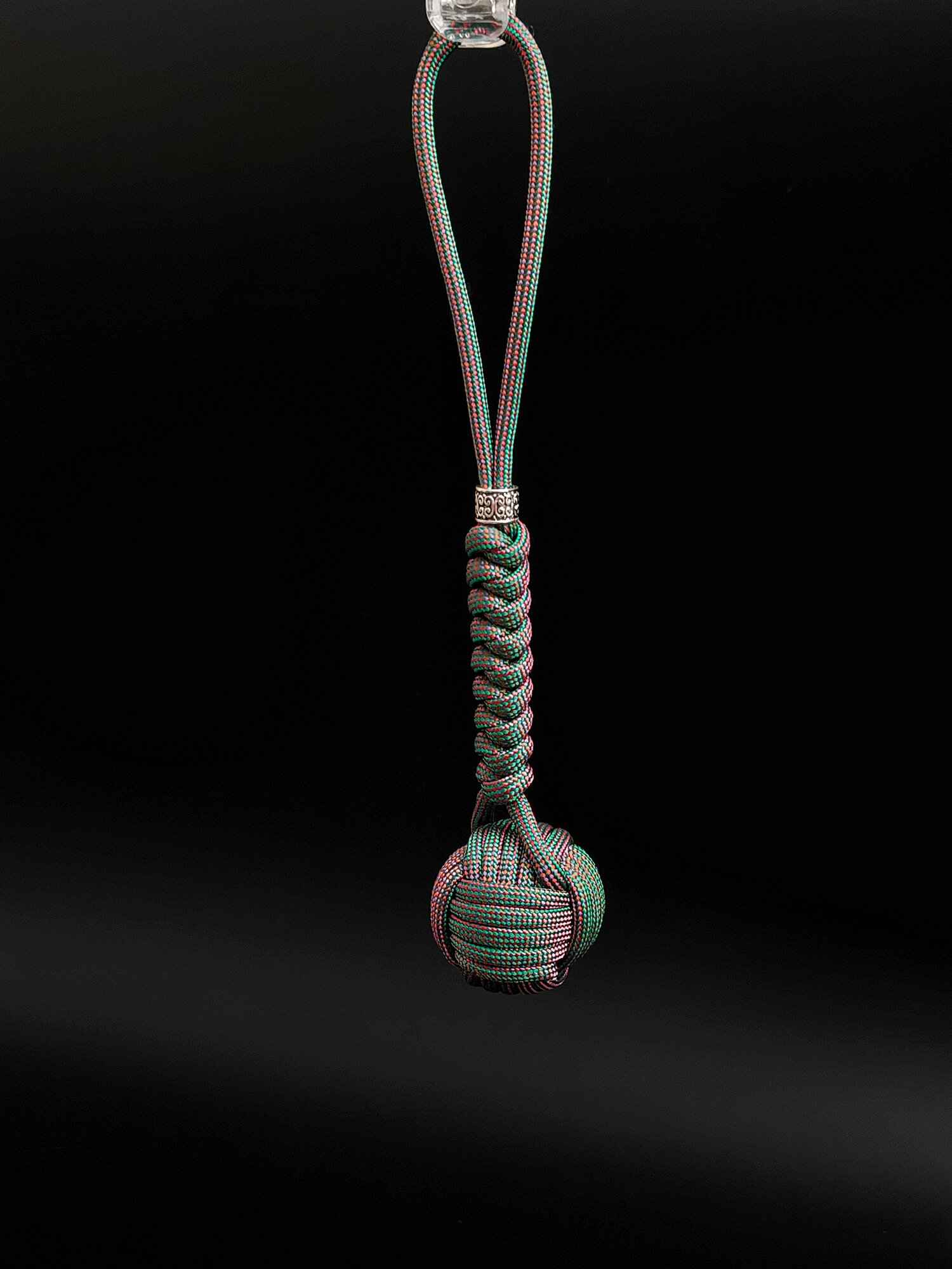 Темляк хамелеон "кулак обезьяны" из паракорда для ножа, брелок для ключей, брелок на сумку с бусиной