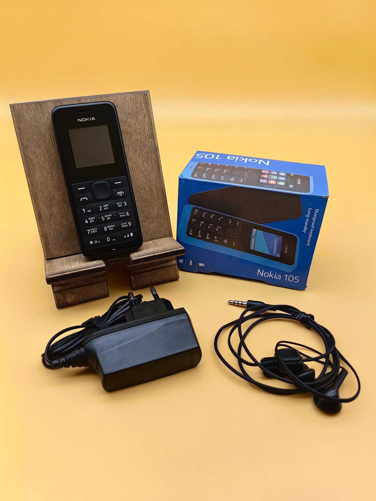 Мобильный раритетный кнопочный телефон Nokia 105 (2013), Черный