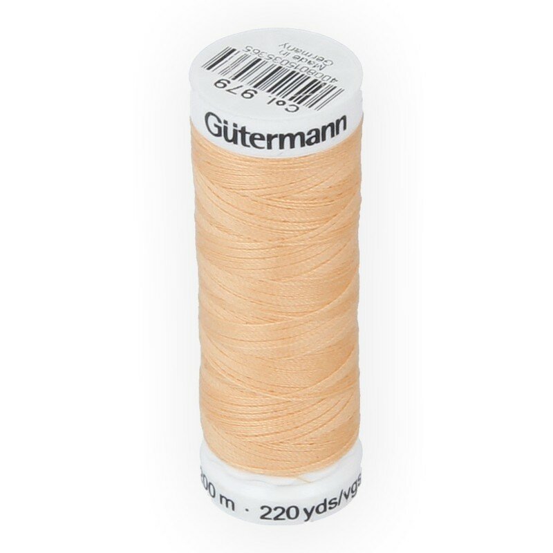 Нитки швейные "GUETERMANN" универсальные 200 м 218.72 я №979